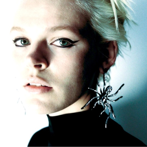 Zara | Jewelry | Zara Limited Edition Huge Spider Earrings You Cannot ...